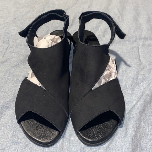 Arche | Shoes | Arche Black Nubuck Sandals Size 4 9 Us | Poshmark
